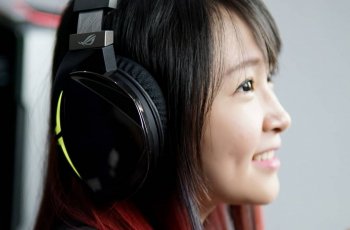 Inilah Momo Chan, Gamer dan Caster Menggemaskan - HiTekno.com
